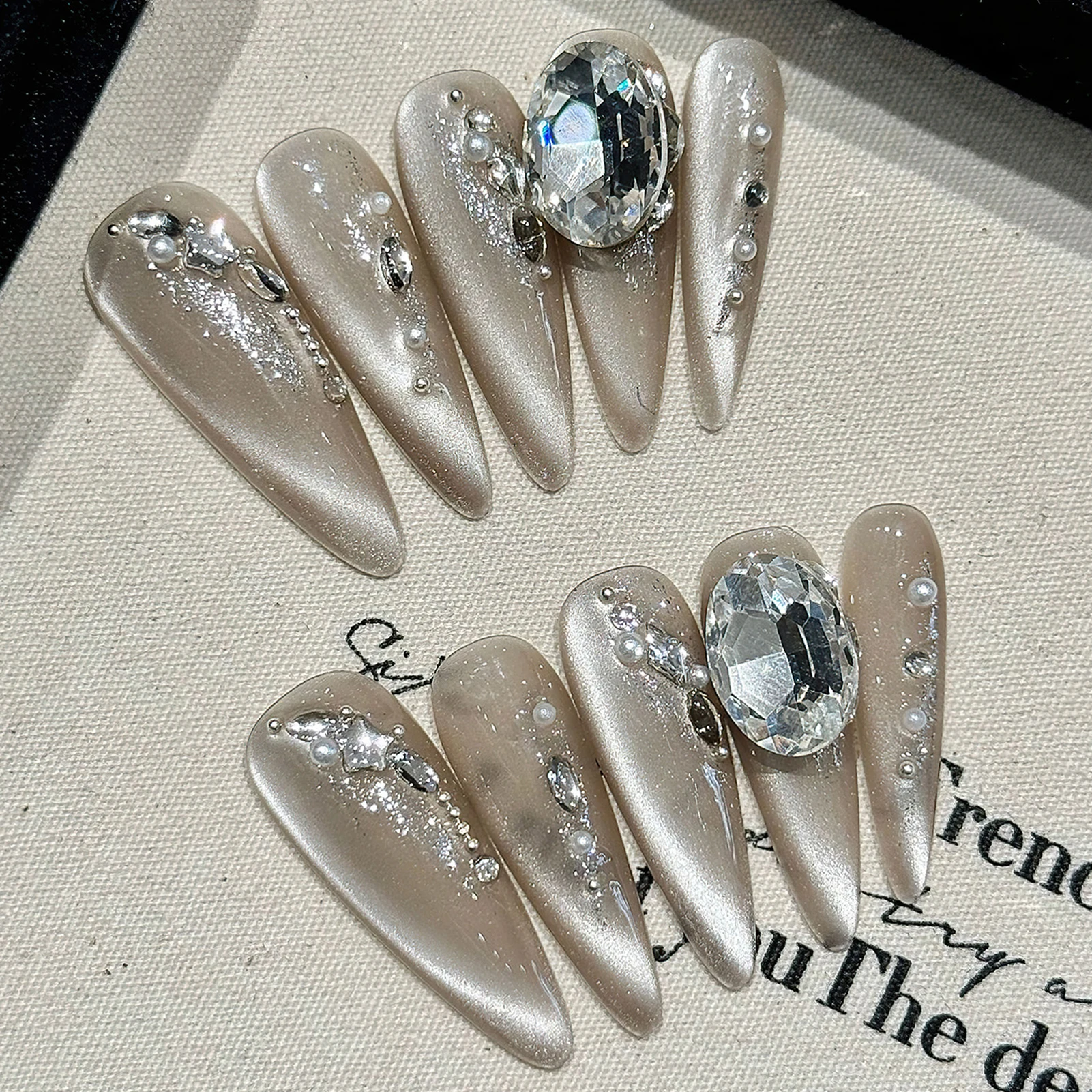 10pcs Light Luxury Long Stiletto False Nails Handmade Nude Glitter Cat ...