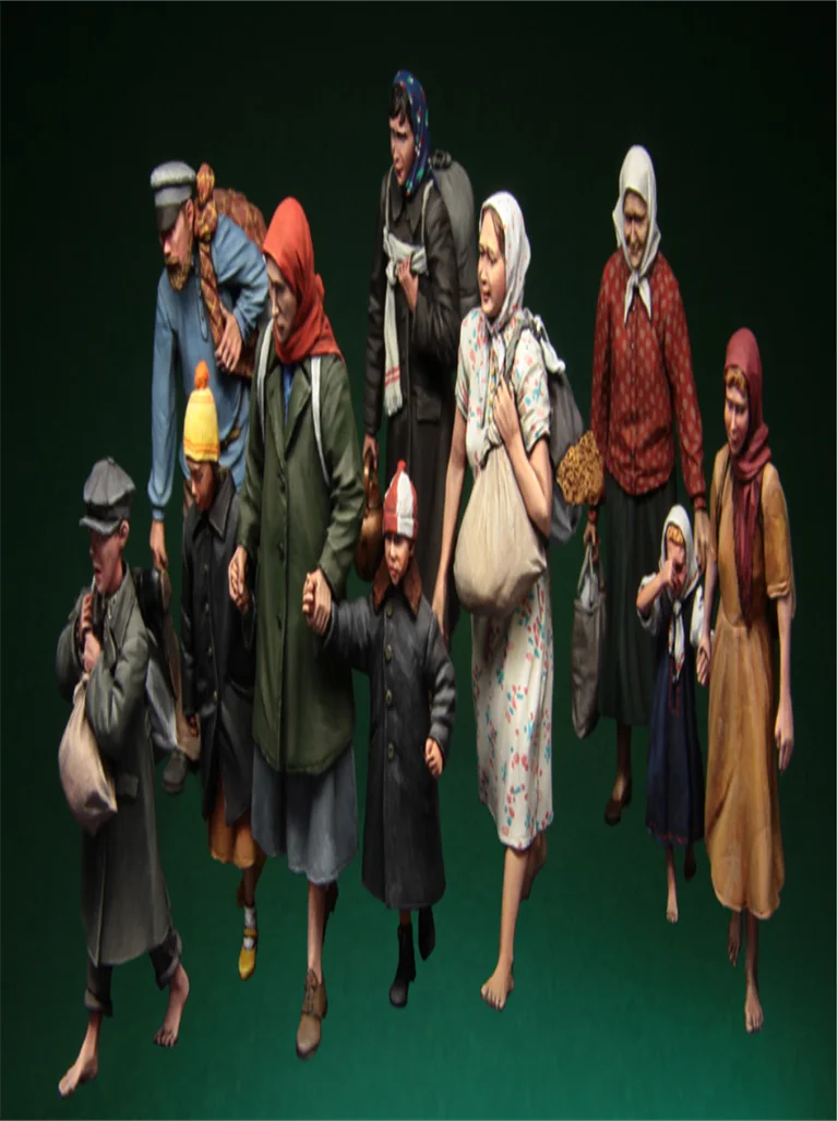 Ten Combination of refugees from World War II 1：35 - AliExpress 26