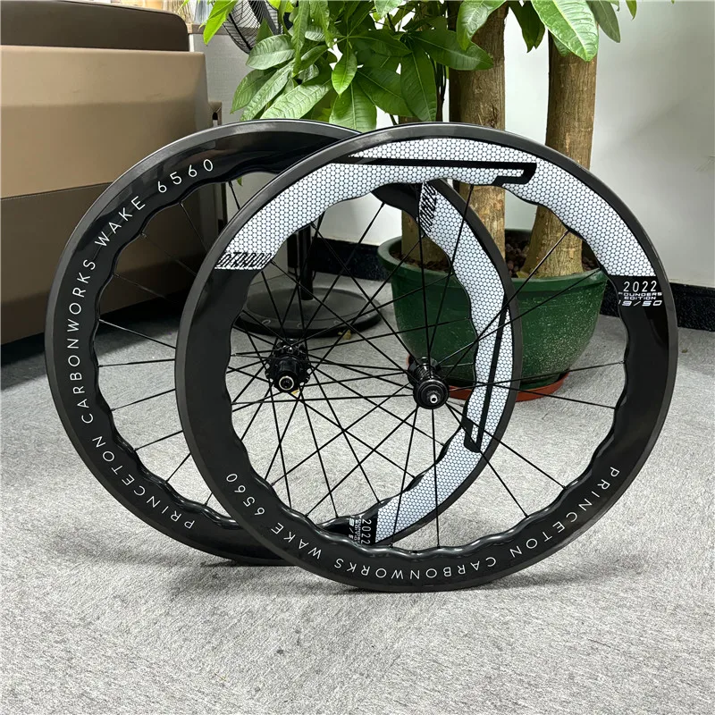 700C-Carbon-depth-6560-road-v-brake-wheelset-front-16-hole-rear-24-hole ...
