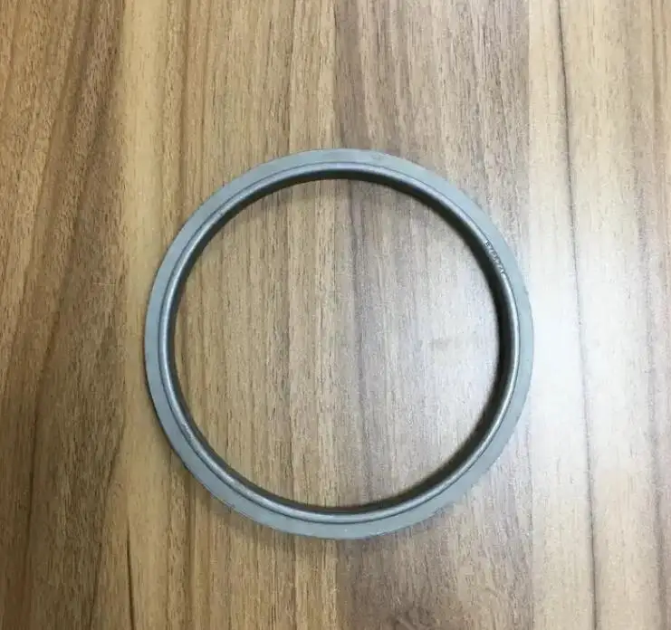 for Daewoo Bus Parts DE12 Engine Parts BZ6524E 65.01510-0158 Rear Oil ...