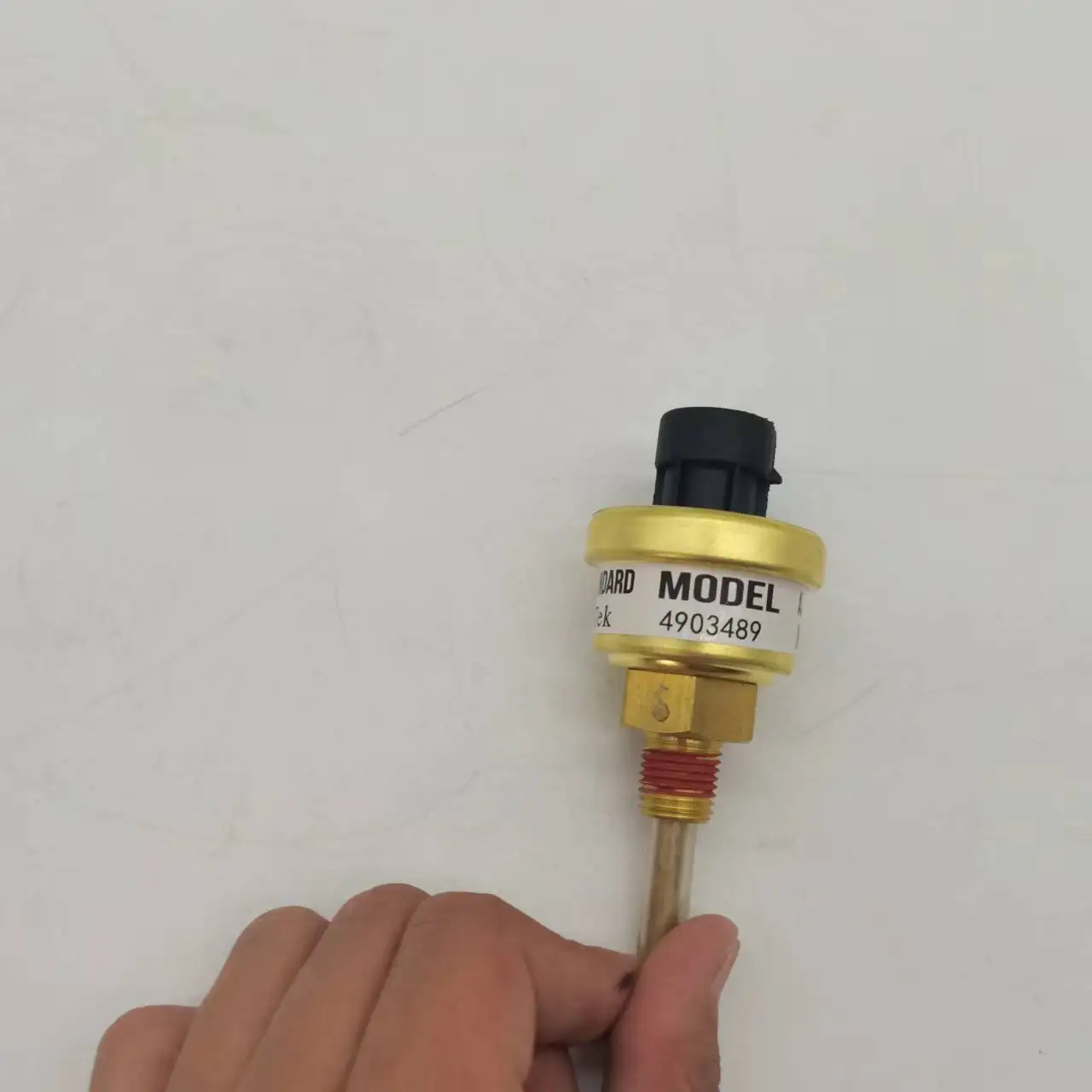 High-quality-NEW-4903489-COOLANT-LEVEL-SENSOR-For-Cummins-L10-M11-ISM ...