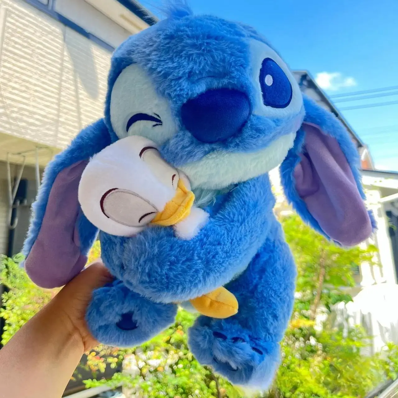 Disney-Stitch-Hugs-Pato-Donald-Plush-Toy-Beach-Sunset-Series-Limited ...