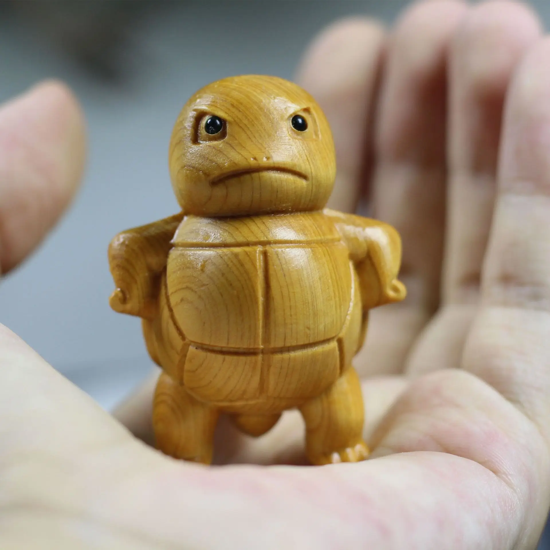 Miniature Desk Accessories Cliff Cypress Wood Carving Animal Turtle ...