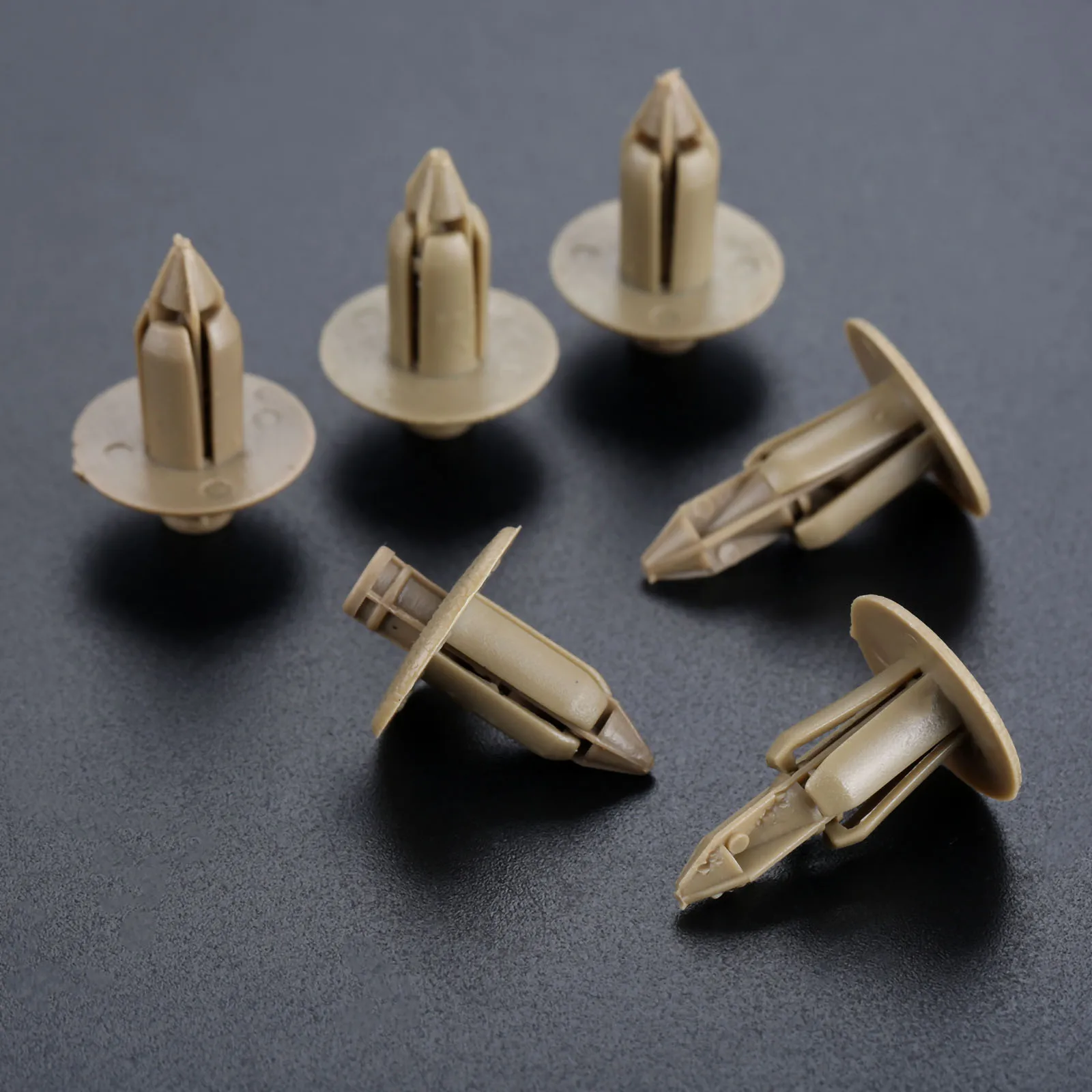 50Pcs Plastic Rivet Trim Panel Fastener Clips Door Beige For VOLVO C70 ...