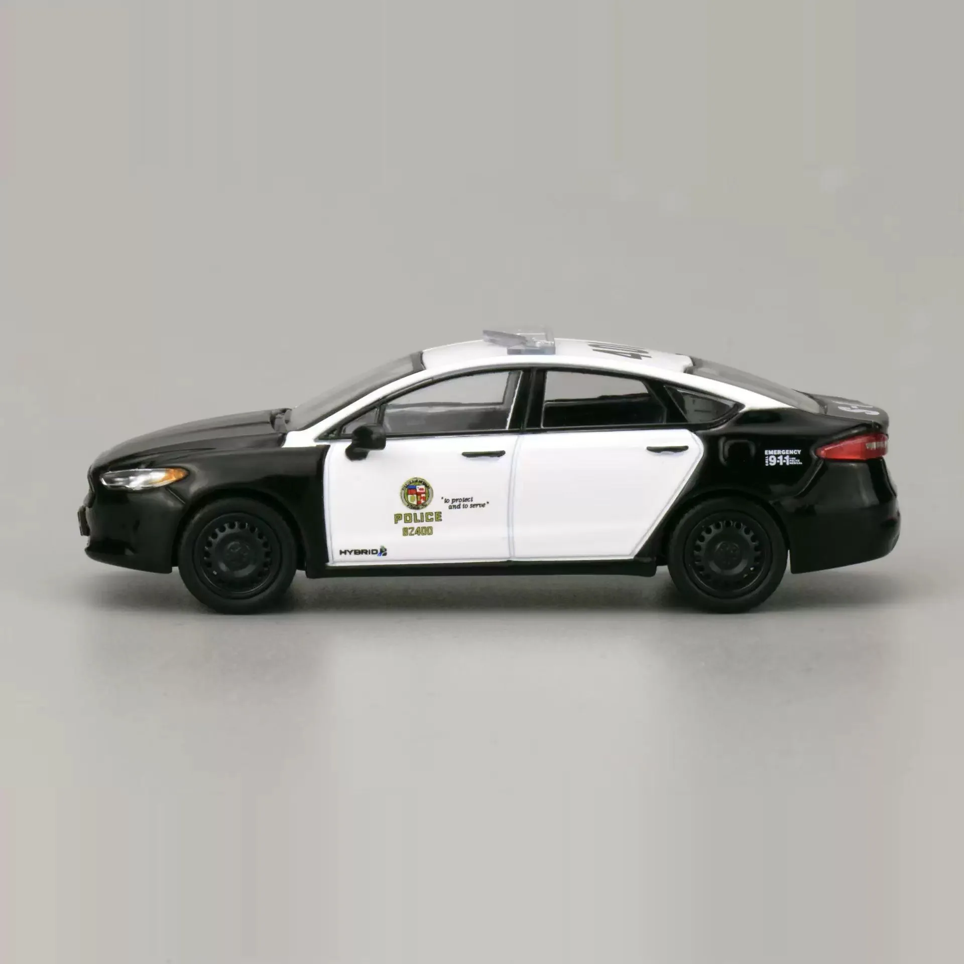596 1/64 Mondeo lapd Los Angeles police car paint alloy model