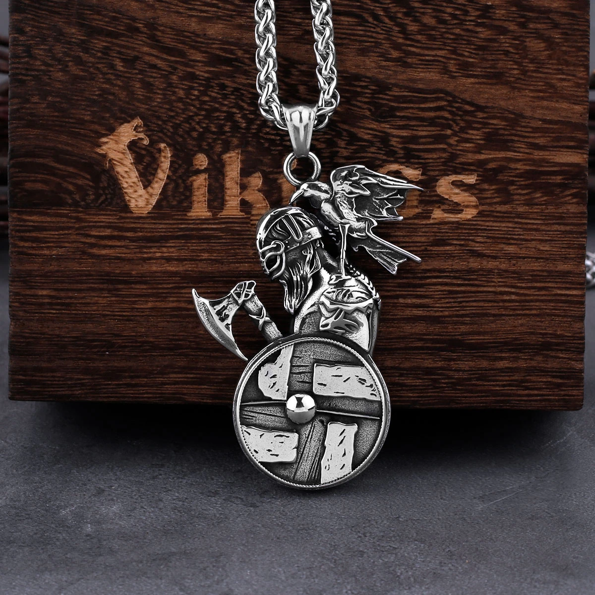 Viking Norway Odin's Raven Axe Pendant Shoulder Standing Raven Necklace ...