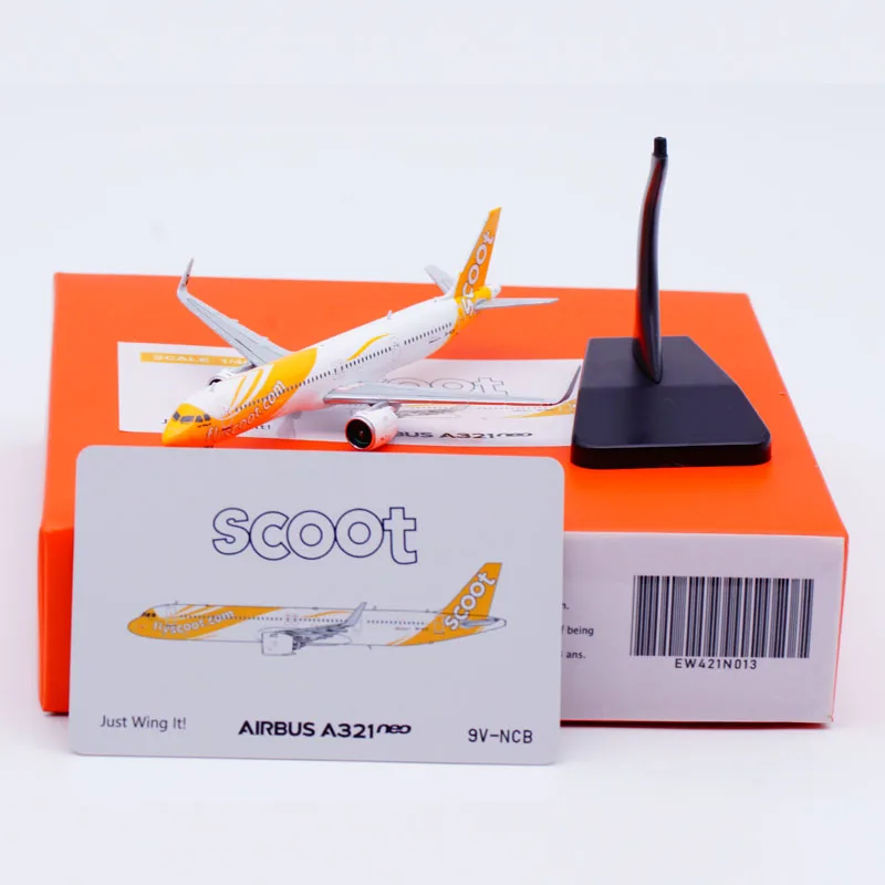 EW421N013 Alloy Collectible Plane Gift JC Wings 1:400 Scoot Airlines ...