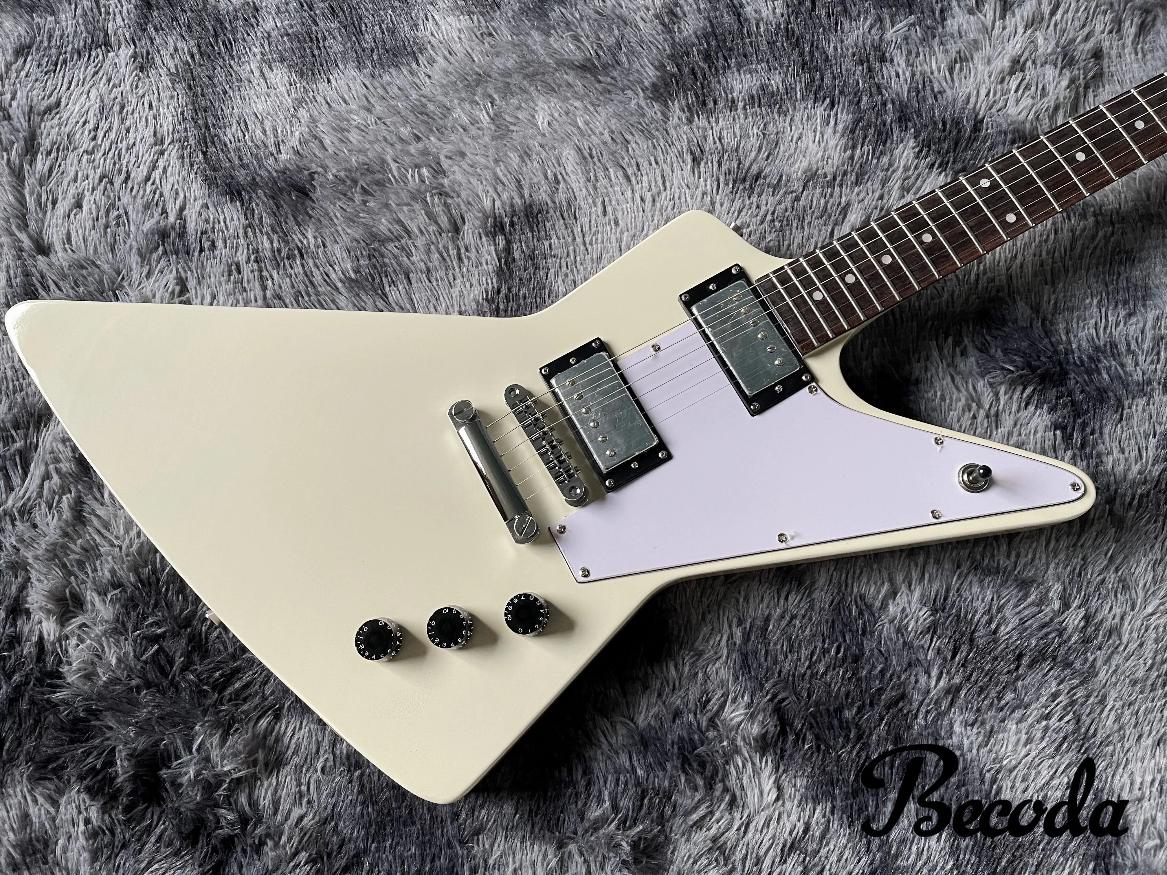 Gibson Explorer White