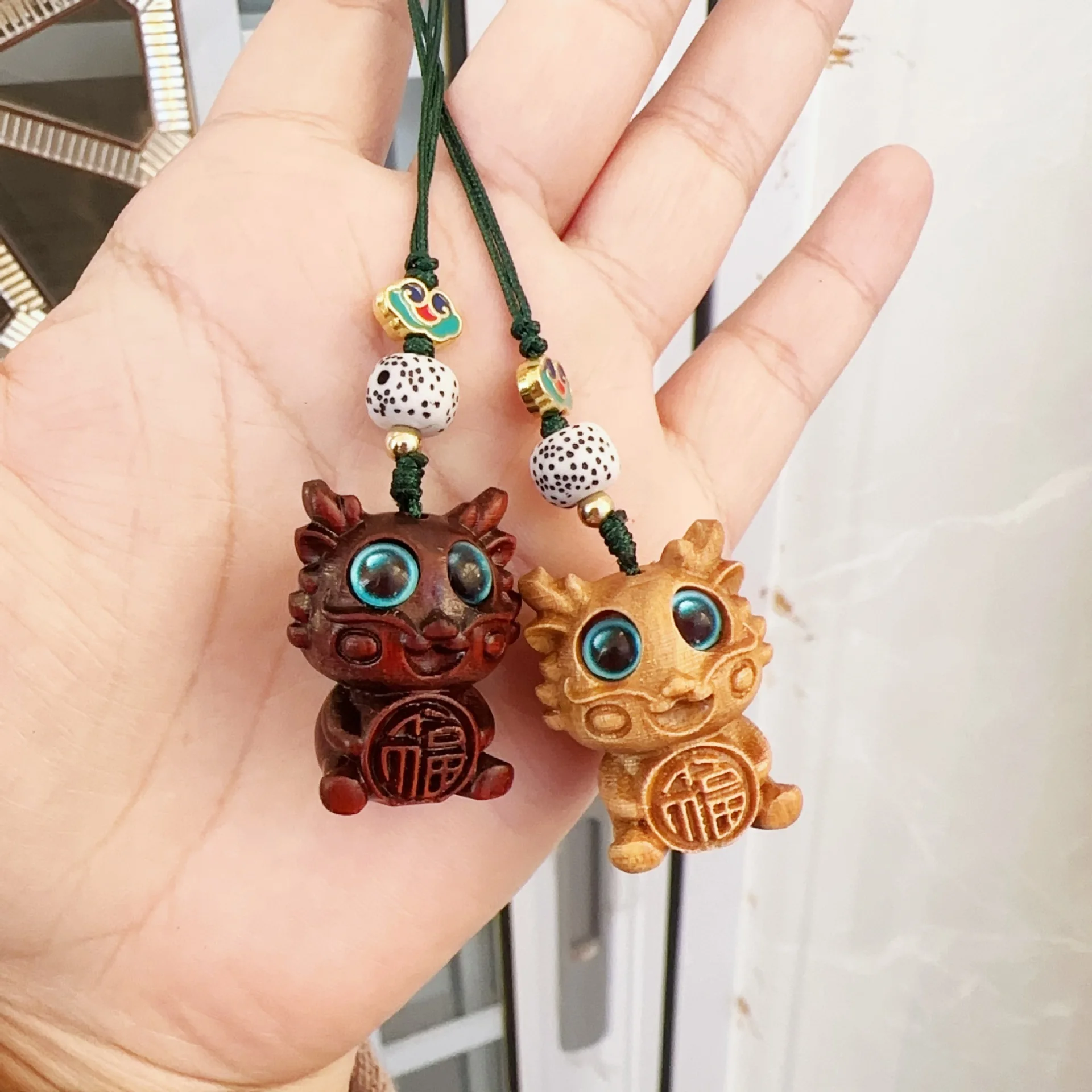chinese-keychain-Sandalwood-Zodiac-Dragon-Keychain-Wood-Carving-Pendant ...