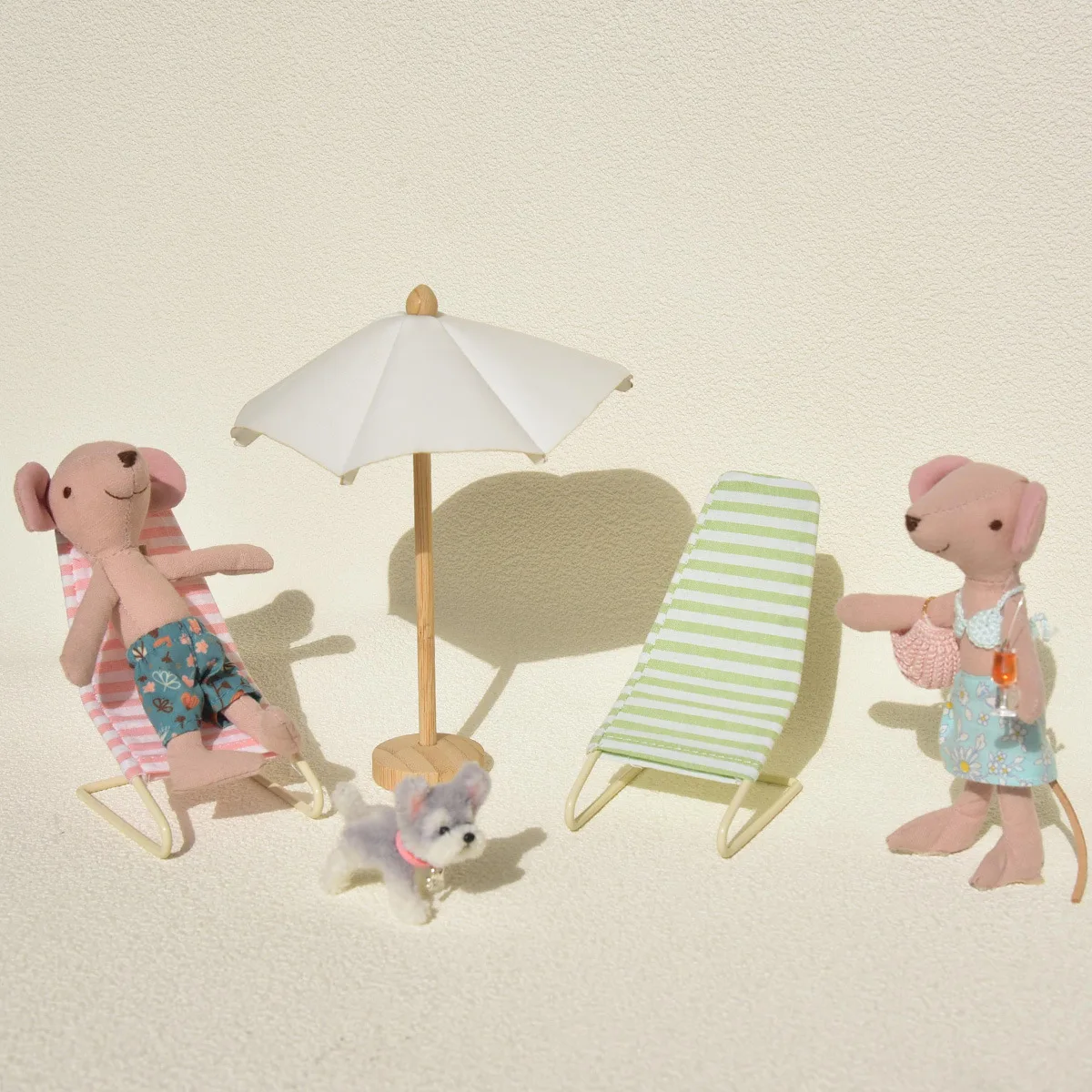 1:12 Miniature Beach Resort Set Realistic Rattan Sunbed Lounge Chairs ...