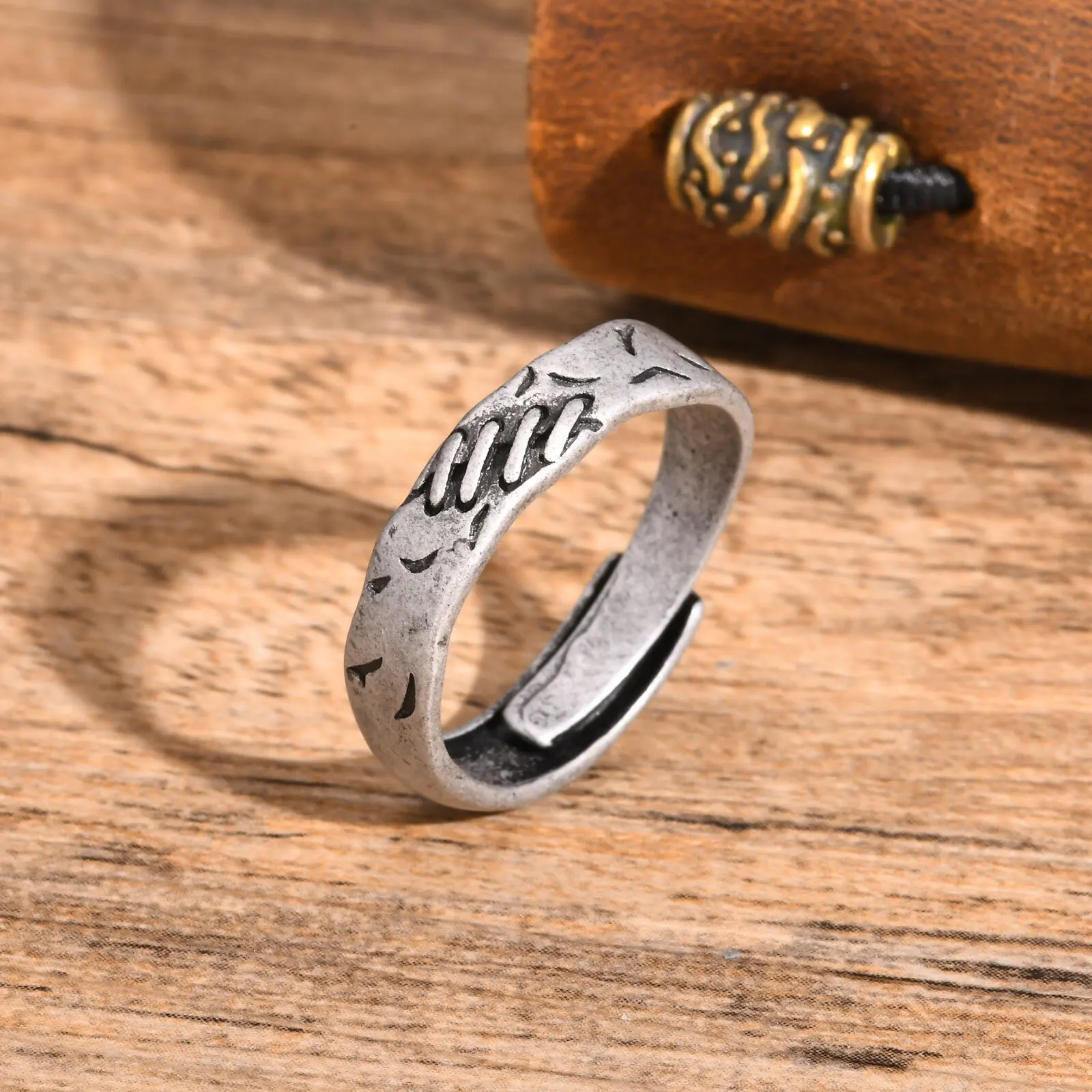 Grey-Scar-Rings-for-Men-Boys-Retro-Charm-Metal-Adjustable-Ring-Free ...