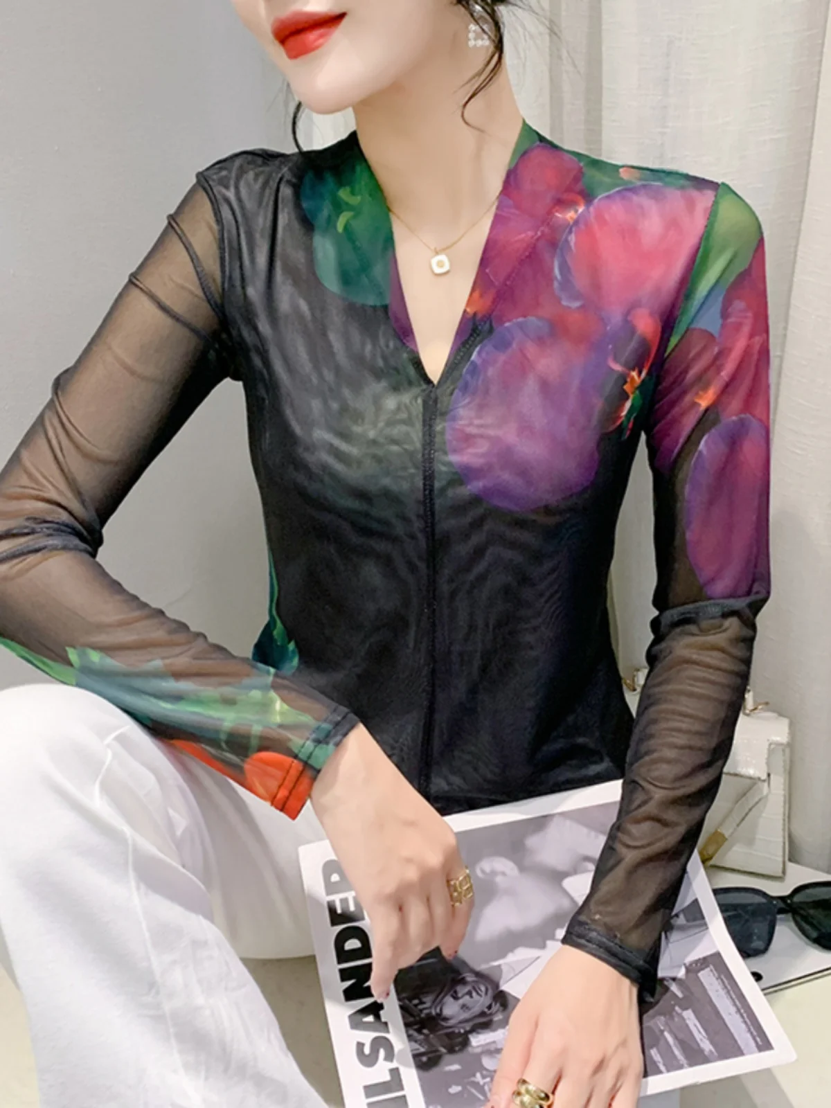 Vintage V Neck Mesh T-shirt Women Long Sleeve Positioning Printing ...