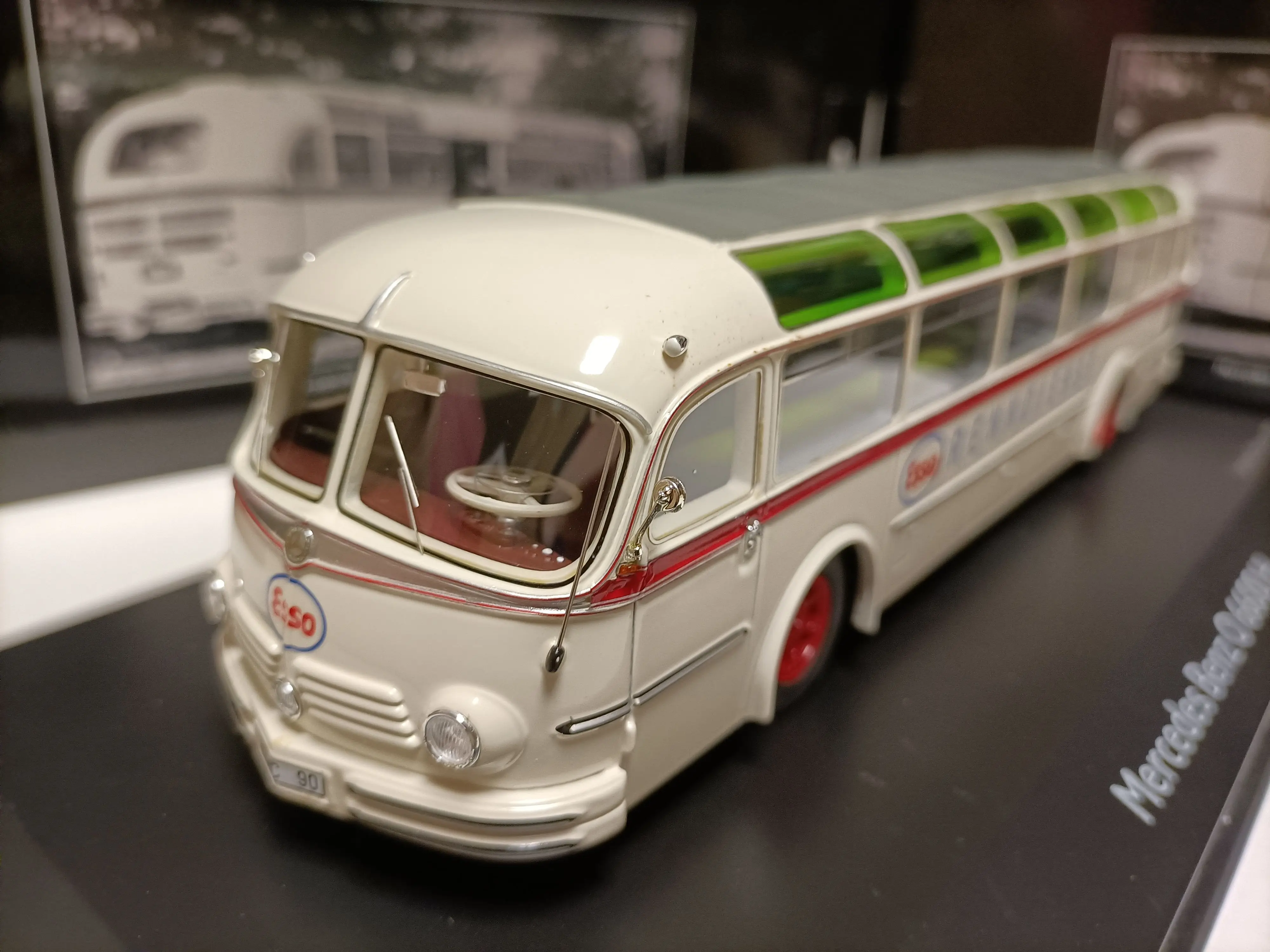 1-43-Scale-Schuco-Benz-Passenger-Bus-O-6600-H-ESSO-ExxonMobil-Resin-Car ...