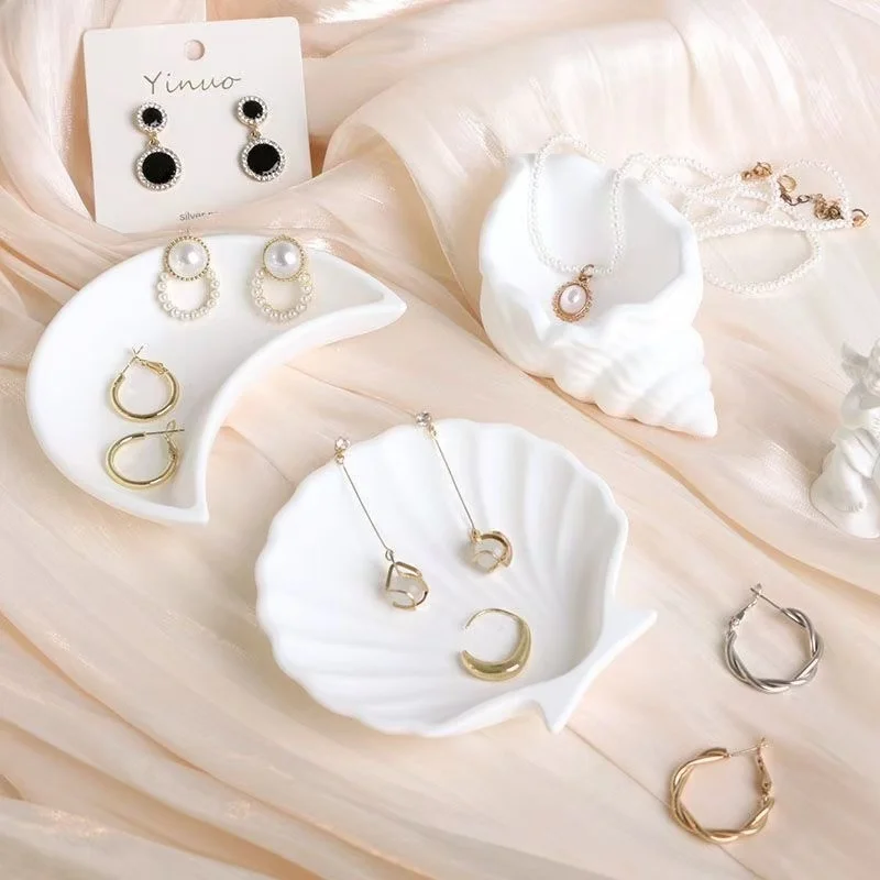 New Fashion InS-Style Conch Shell Jewelry Display Storage Plate Light ...