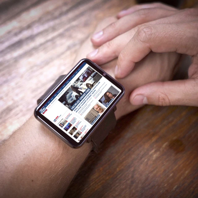 New DM100 4G Smart Watch – Big Screen, Dual Camera, and GPS ...