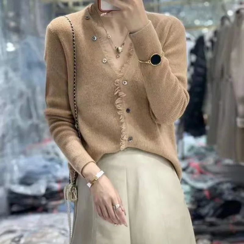European-station-spring-and-autumn-thin-V-neck-fringe-cashmere-knitted ...
