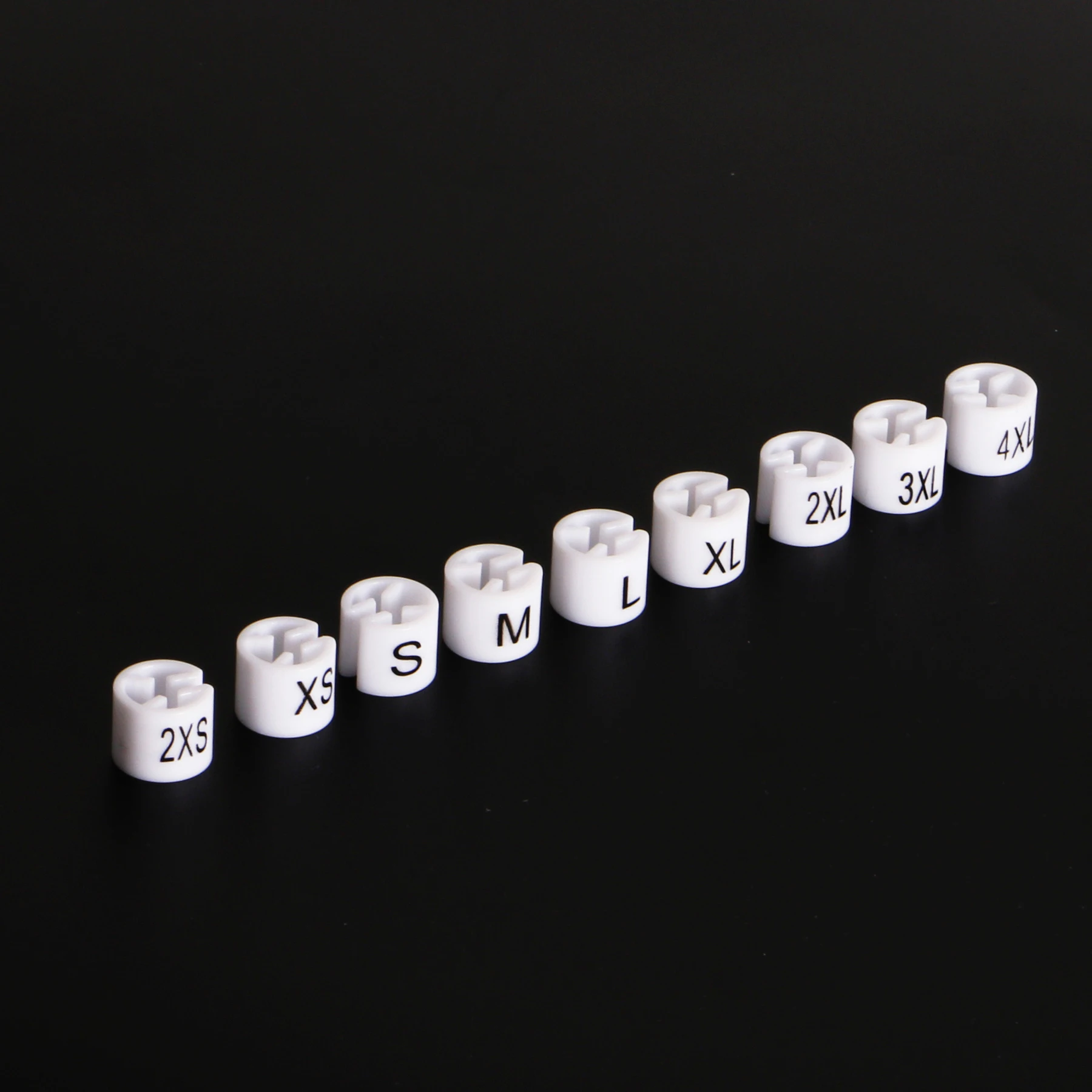 2XS-8XL-Plastic-Round-Shaped-Hanger-Size-Markers-With-Printing-Sizes ...