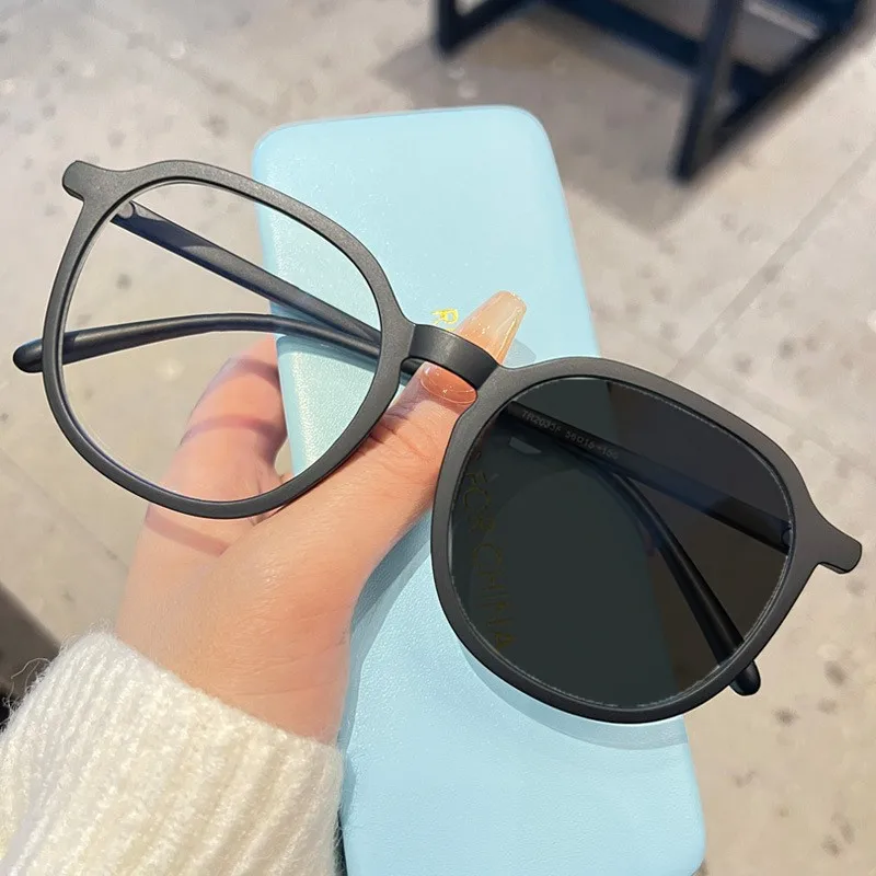 Color-Changing-Photochromic-Myopia-Glasses-Fashion-Finished-Myopia ...