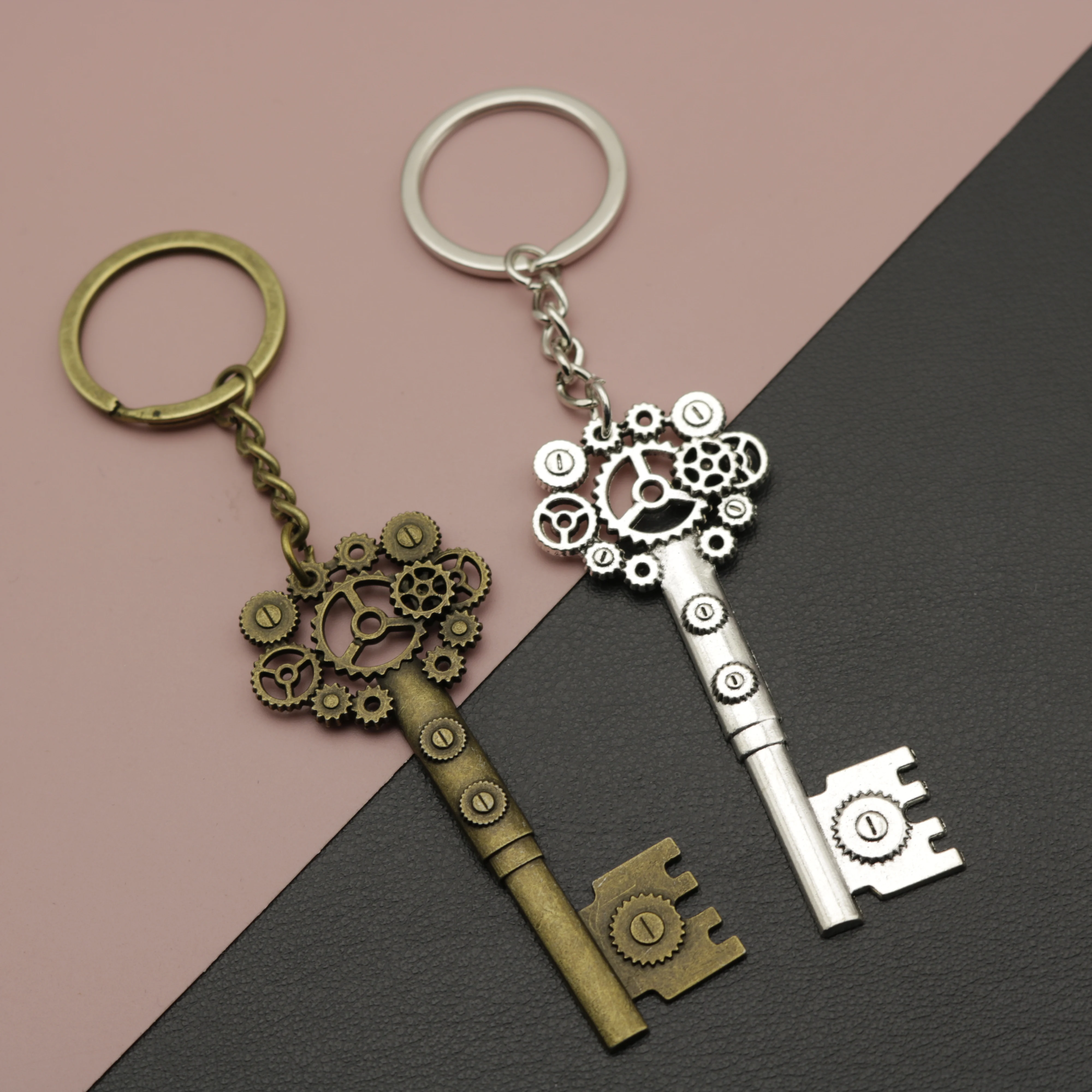 New-Fashion-Keychain-DIY-Metal-Keychain-Retro-Unlock-Key-silver-Pendant ...