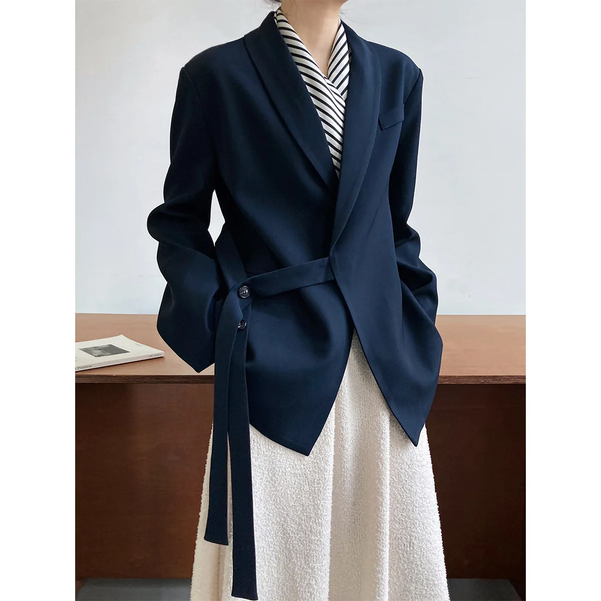 High-end design shawl collar suit jacket women's loose fashion drape ...