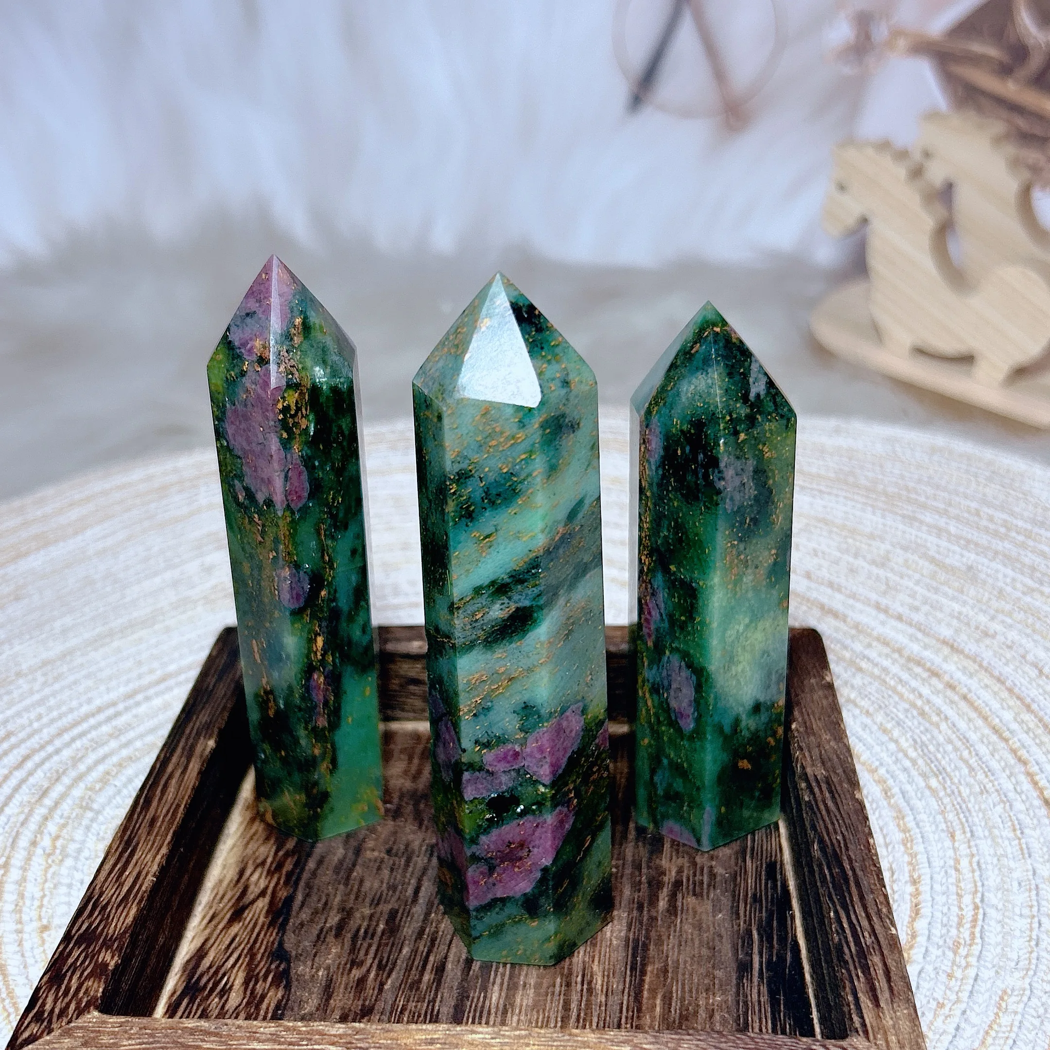 Natural Wholesale Crystal Ruby Emerald Tower Gem Stone High Quality ...
