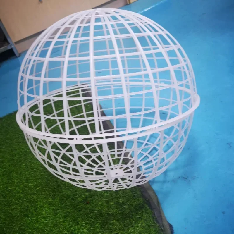 Plastic-Spherical-Chicken-Cage-Farm-Scenic-Area-Net-Red-Walking-Chicken ...