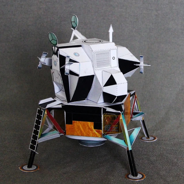 Lunar Lander Paper Model