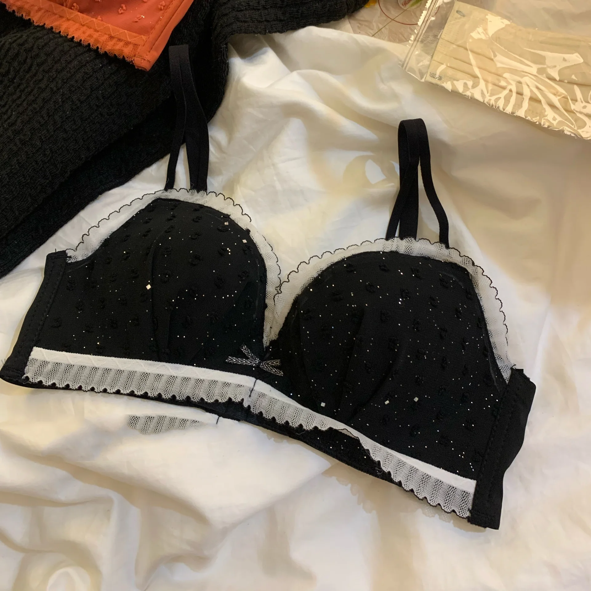 Women-s-Bra-Set-Gathered-Without-Steel-Ring-to-Collect-Side-Breasts-on ...