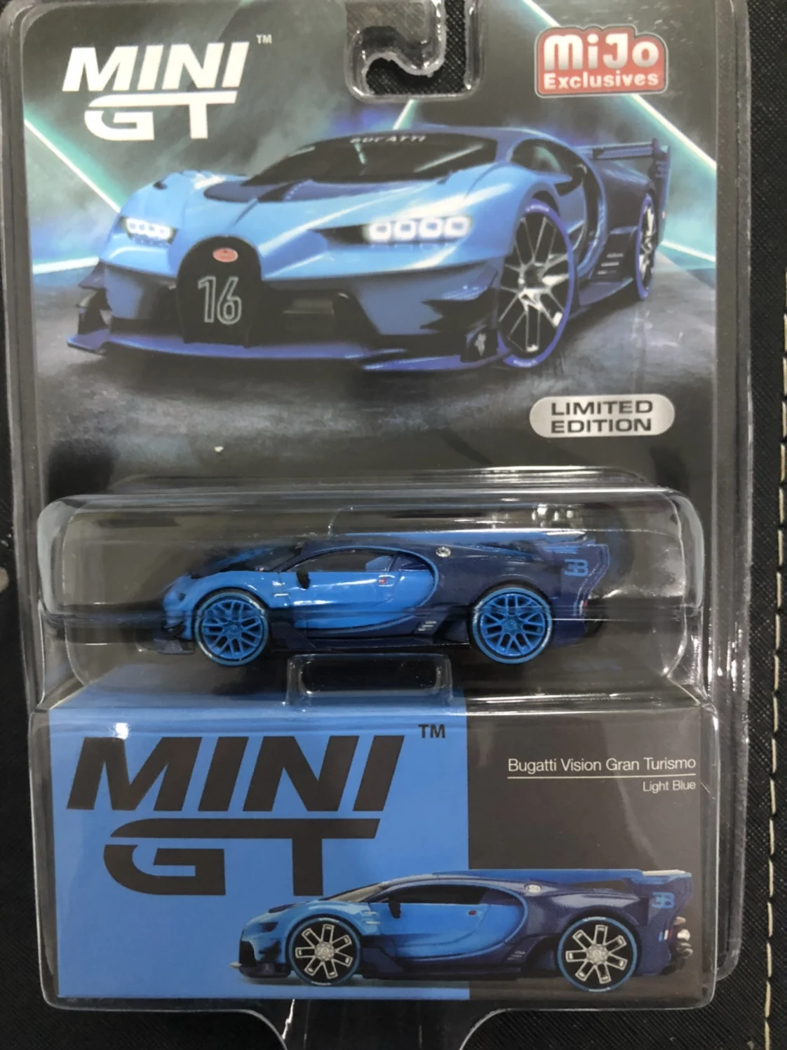 MINI-GT-1-64-Bugatti-Vision-Collector-Edition-Metal-Model.jpg