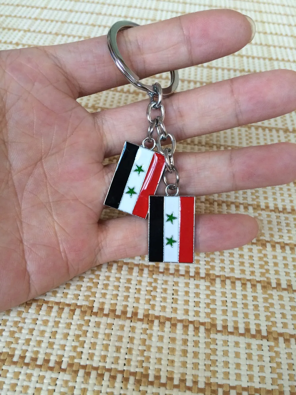 2PC-LOT-Syria-flag-necklace-bracelet-pendant-Syrien-Keychain-Syrians ...