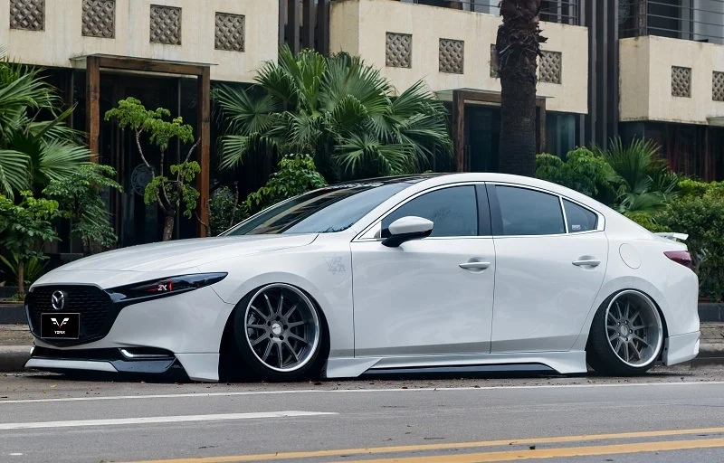 Stanced 2022 Mazda 3