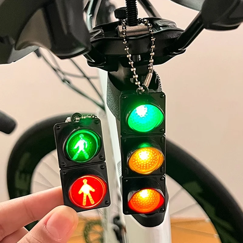 1/2pcs Simulation Electronic Traffic Light Keychain Pendant Mini ...