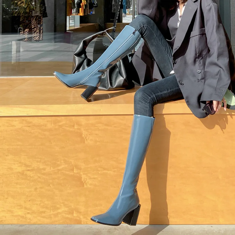 Botas-de-salto-alto-do-dedo-do-p-quadrado-chunky-haze-azul-lado-zip ...