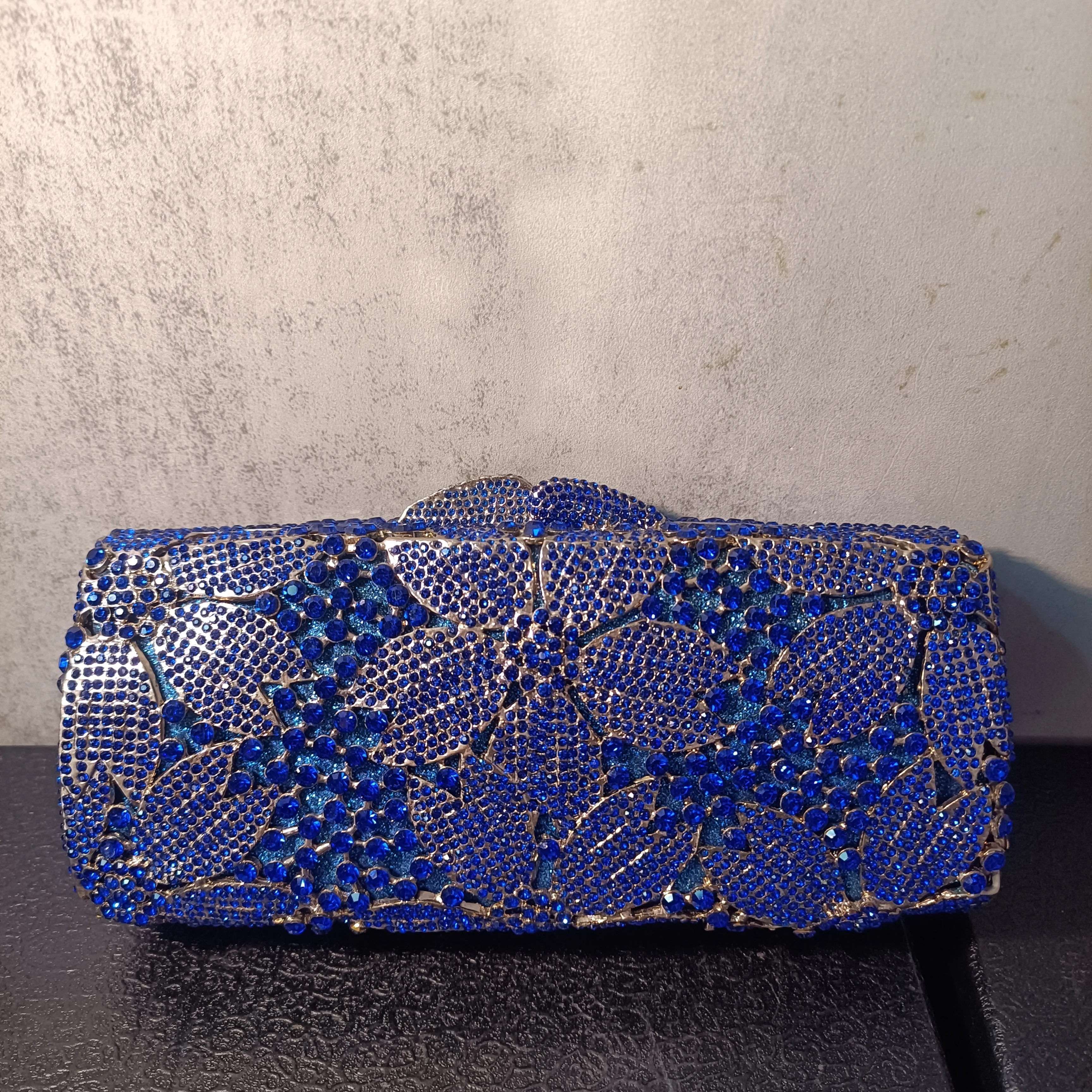 Sa2e7f1443f9b4b63b23ed2ce7c147dc36.jpg