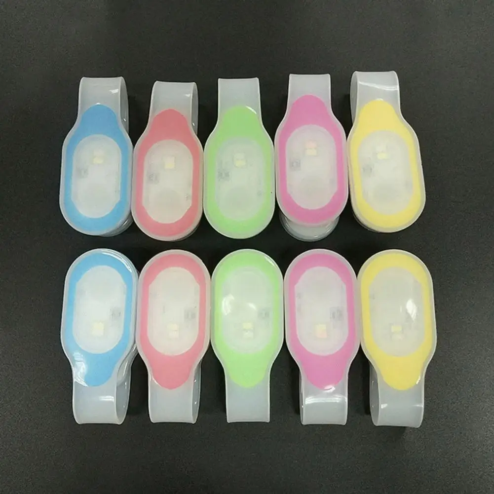 Lavalier-Light-WLED-Flashlight-Clip-On-to-Clothing-Waterproof ...