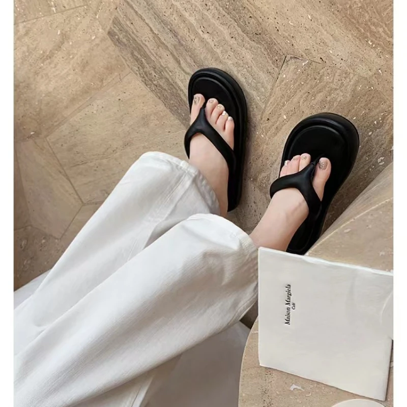 Simple-Round-toe-Soft-elastic-Thick-soled-Flat-soled-Flip-flops-with-A ...