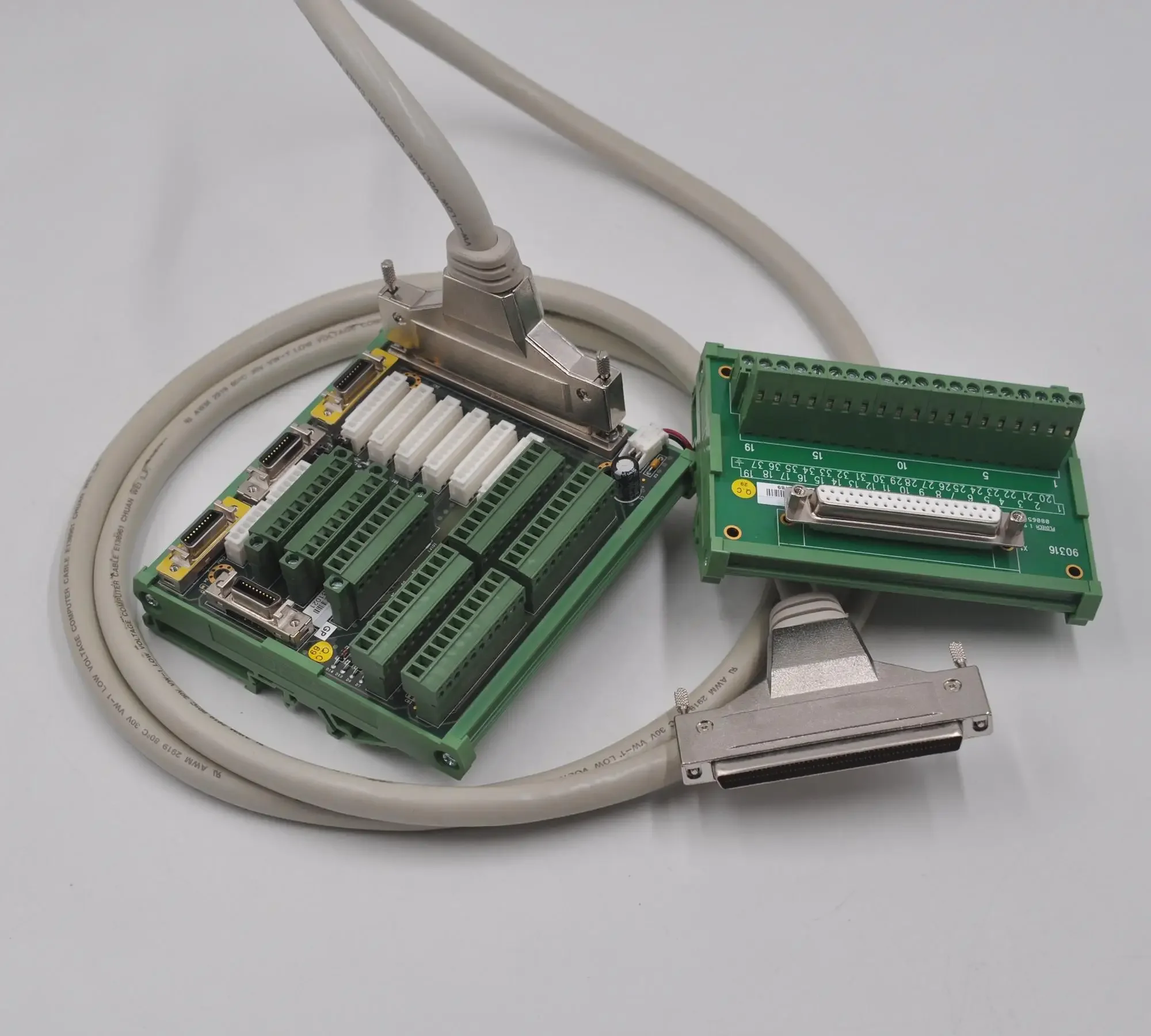 ADLINK-ADLINK-DIN-812M-interface-module-DIN-37D-01-terminal-block-with ...