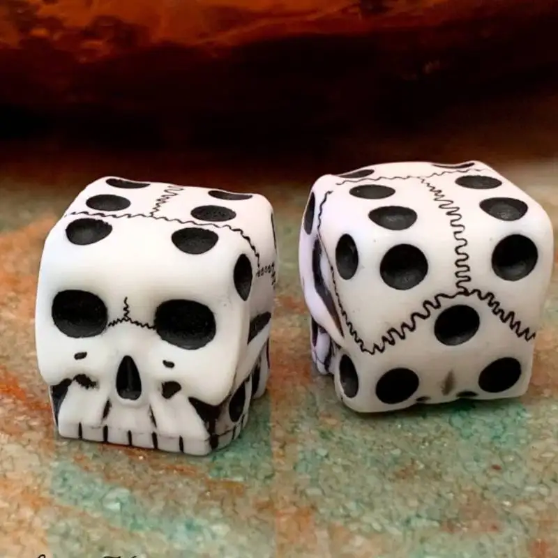 Creative-RPG-Dice-Monster-Dice-Halloween-Resin-Dice-role-playing-Dice ...