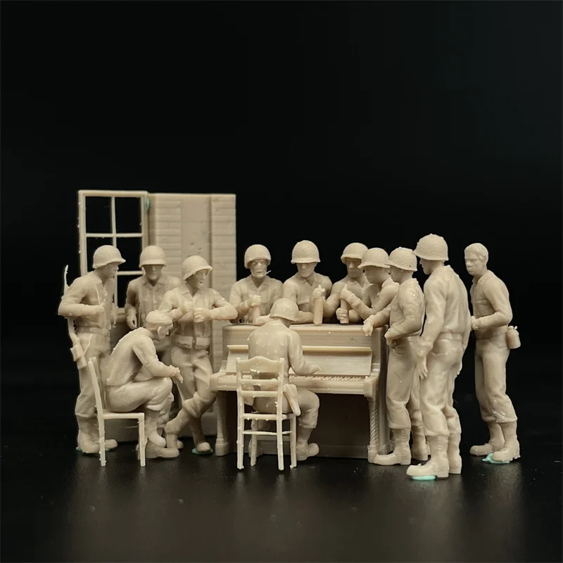 1-72-Scale-Model-Normandy-Us-Army-Street-Scene-Playing-the-Piano-12 ...
