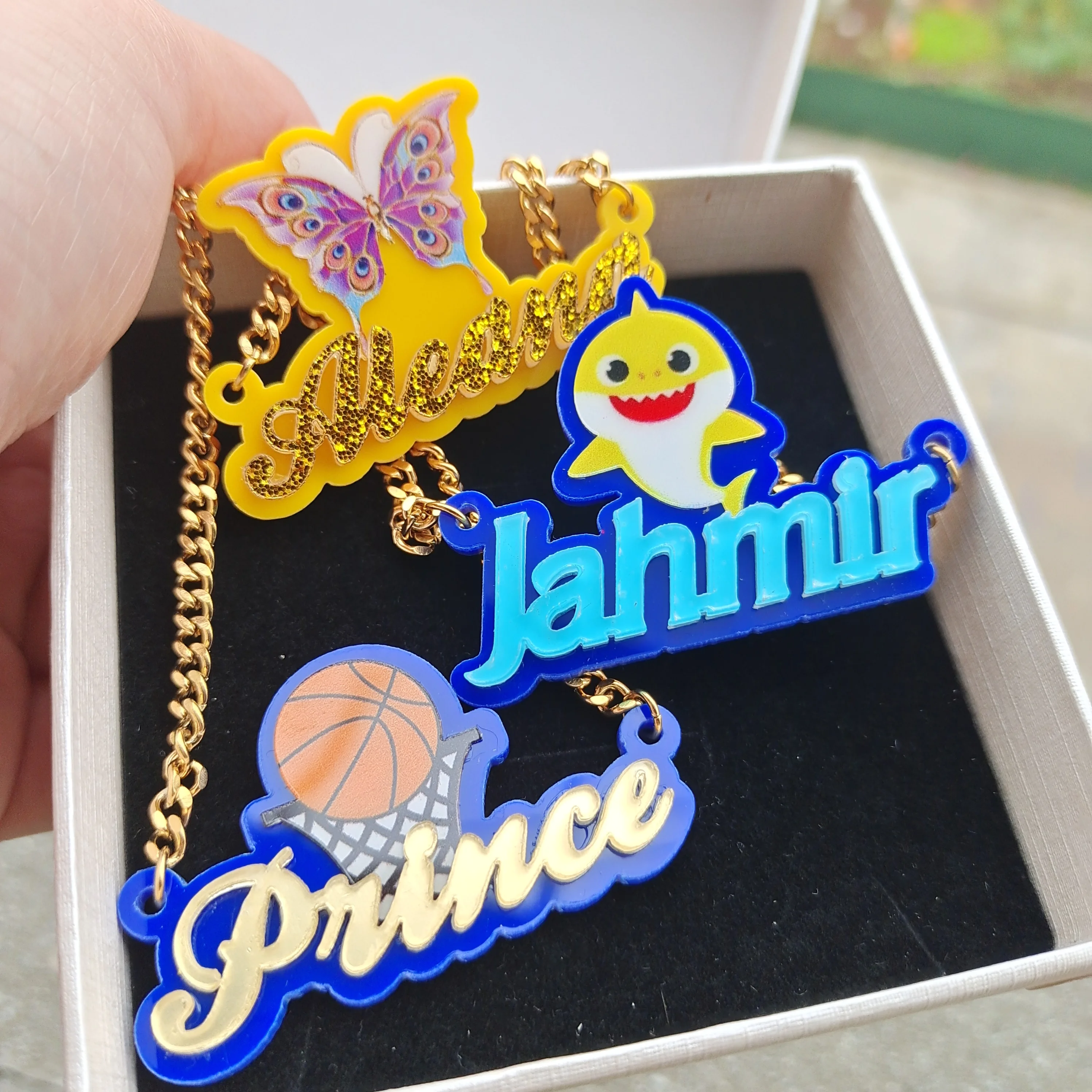 Kids-Cartoon-Character-Jewelry-Custom-Acrylic-Name-Necklace ...