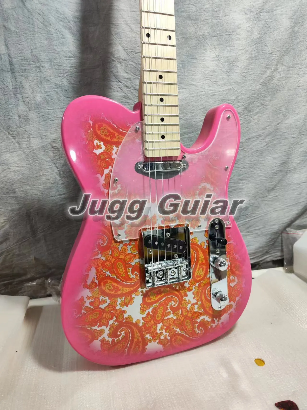 Brad Paisley Pink Guitar