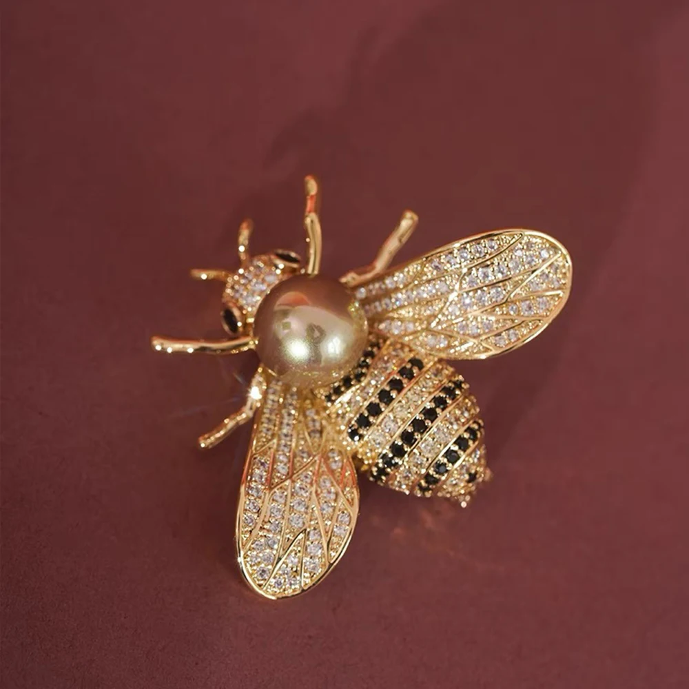 Fashion Jewelry Brooches Gold Crystal Animal Brooches - Deer Owl Spider ...