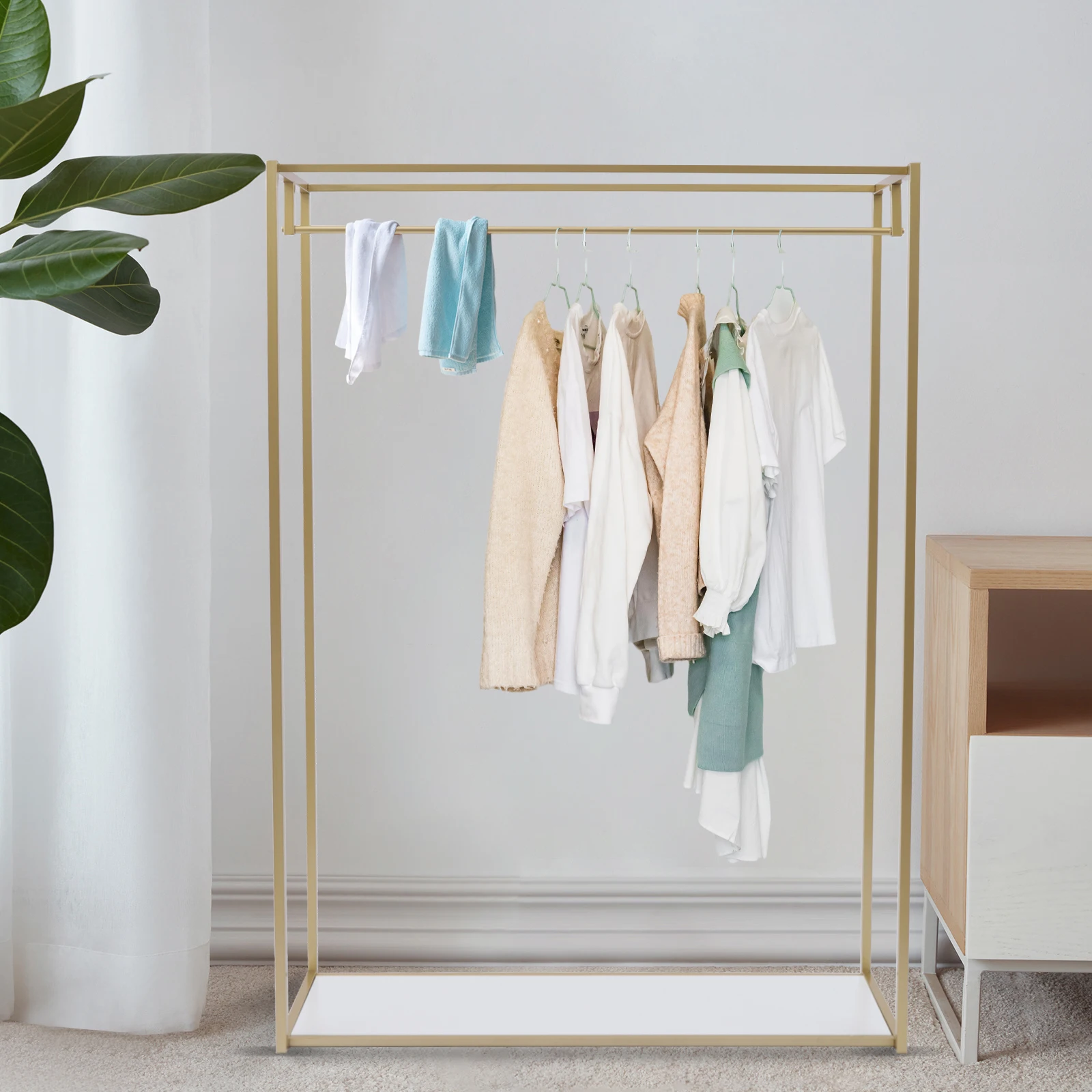 Heavy-Duty-Gold-Metal-Garment-Wedding-Dress-Retail-Studio-Display-Stand ...
