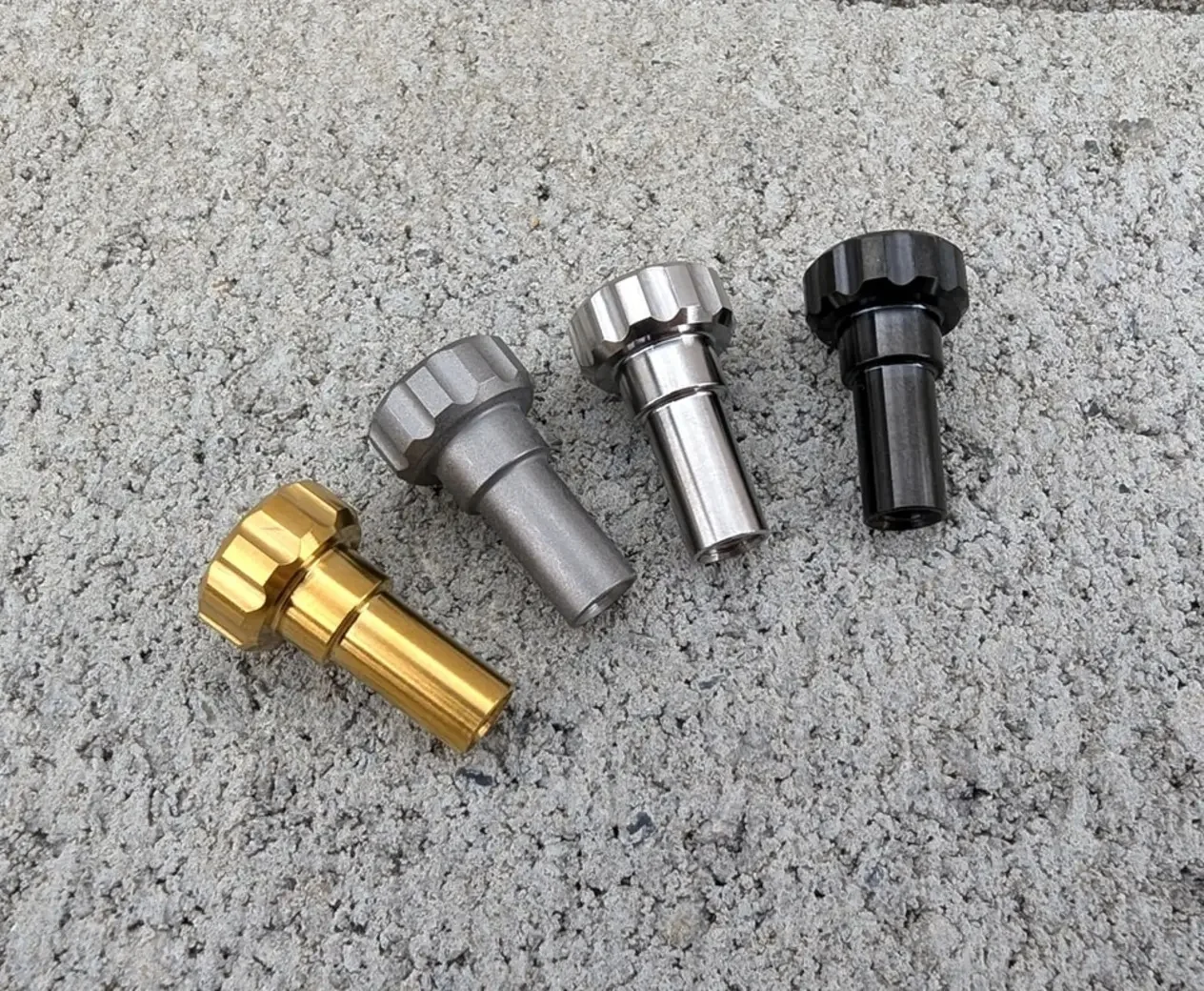 HH-Seatpost-clamp-Hidden-nut-for-Brompton-T-line.jpg