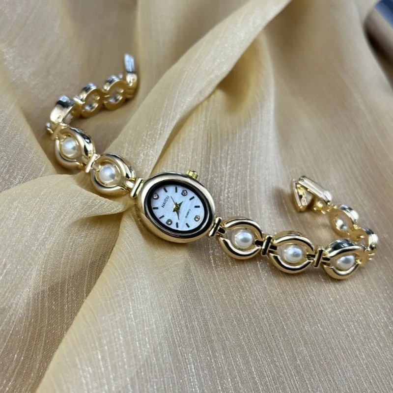 Reloj de pulsera con incrustaciones de perlas de lujo, reloj de cuarzo ...