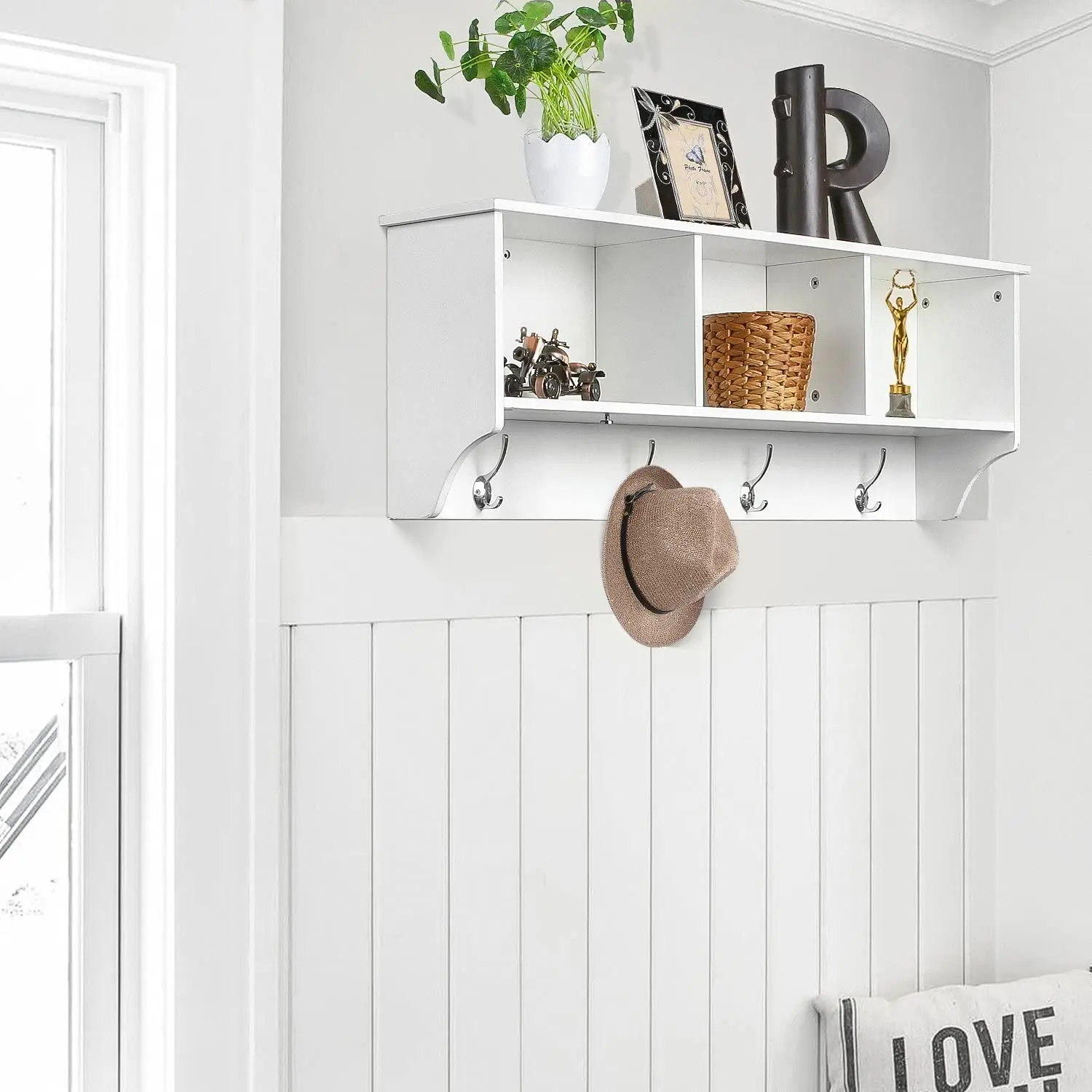 Entryway Shelf With 4 Hooks