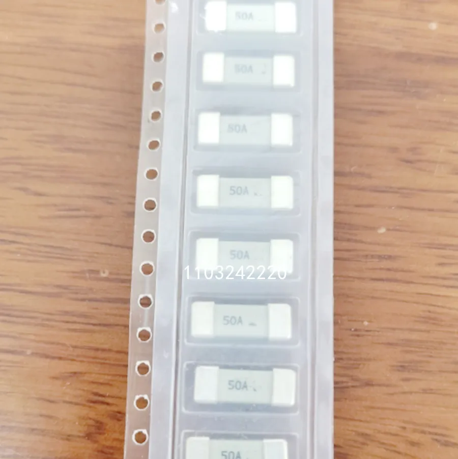 50A-125V-40A-72V-SMD-Ceramic-chip-fuse-chip-fuse.jpg