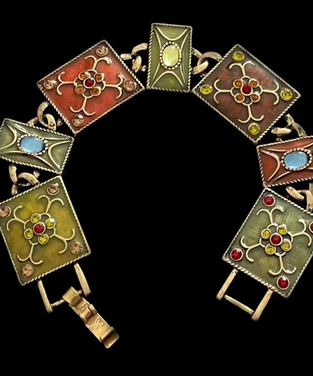 Retro-and-Elegant-Dripping-Semi-transparent-Enamel-Craft-Niche-Design ...