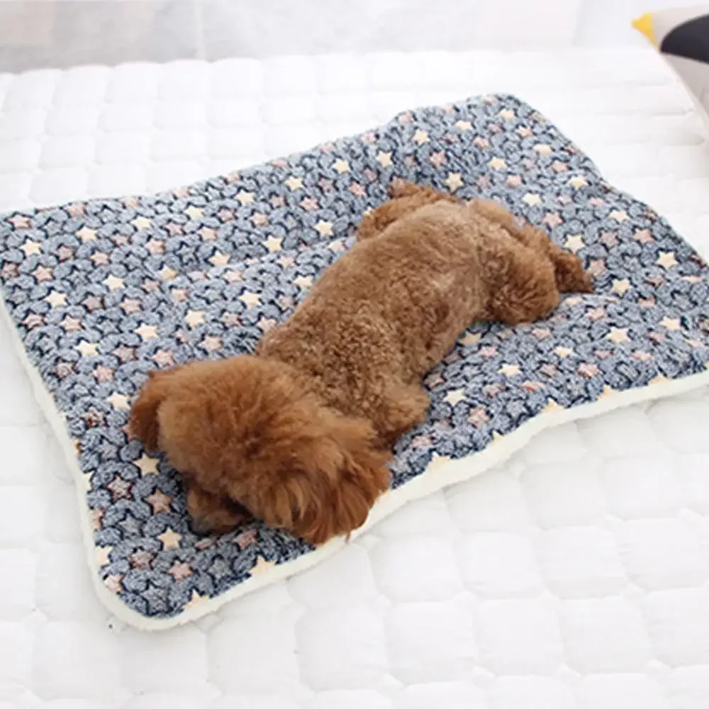 Pet Sleeping Mat Warm Dog Bed Soft Fleece Pet Blanket Cat Litter Puppy ...