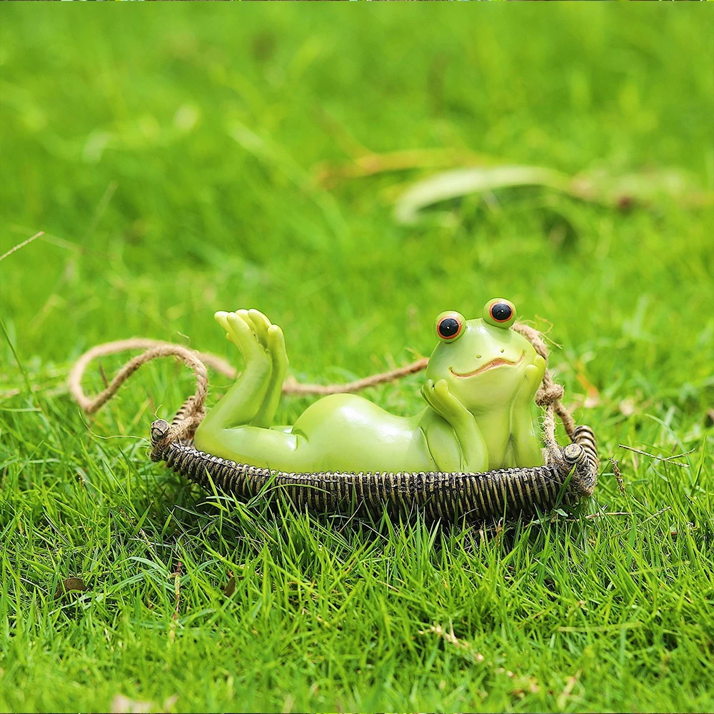 Funny Garden Frog Statues